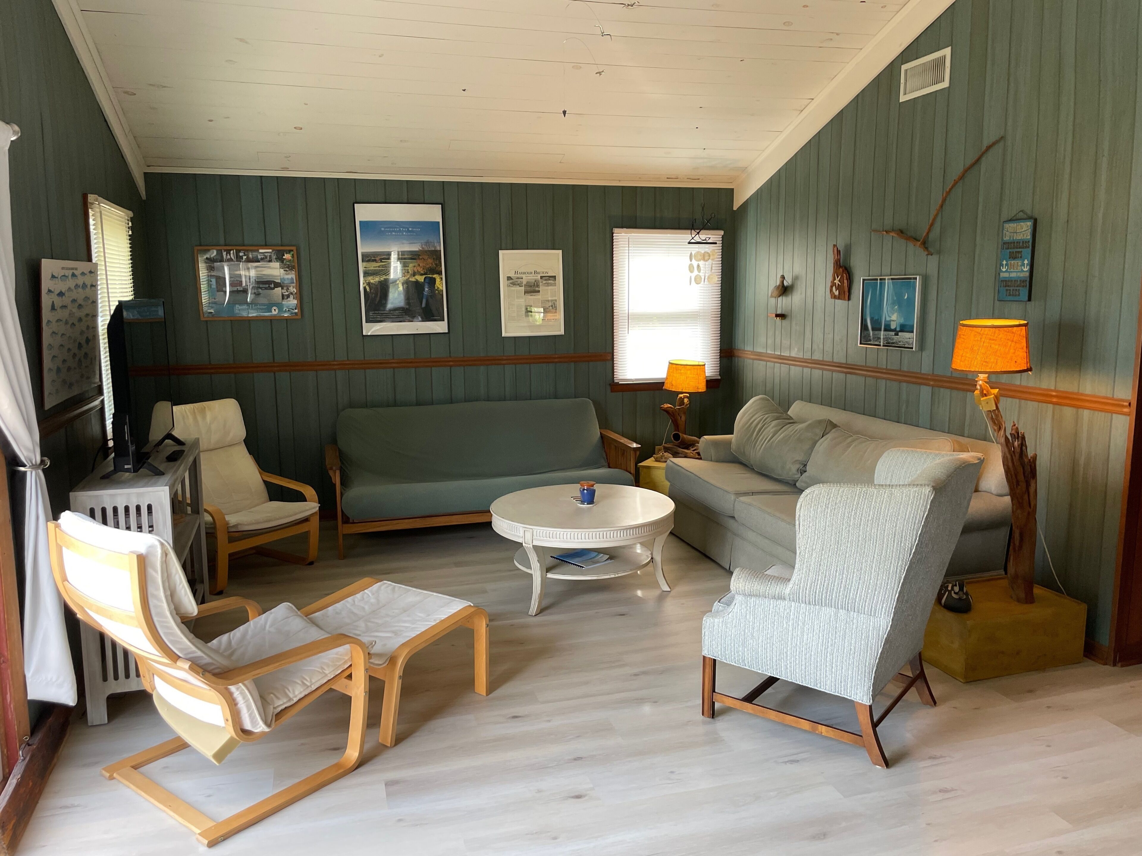 3br Cottage  3rd Row  Screened Porch & Outdoor Shower - Emerald Isle, NC