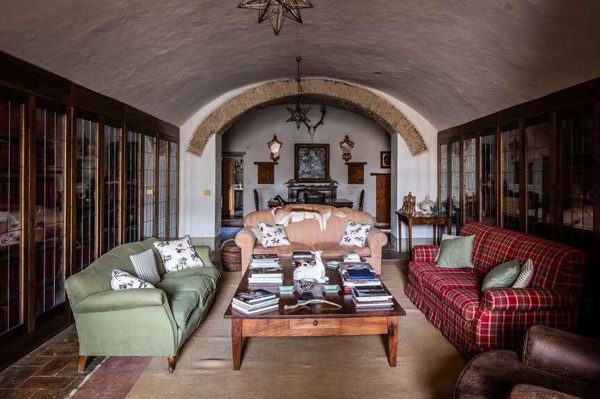 One Of The Principle And Most Historic Estates In Italy. - Città di Castello