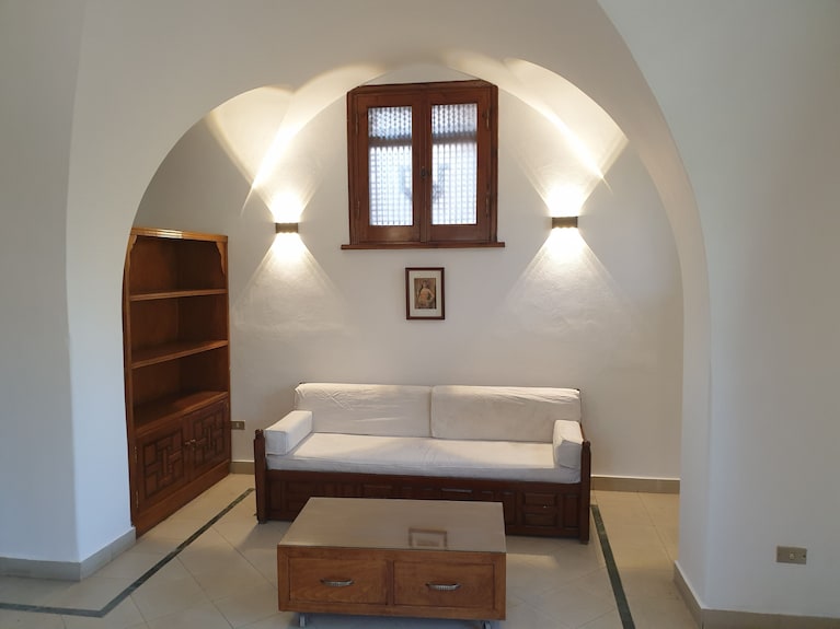 Stand- Alone Unique Dome Architecture - Cairo