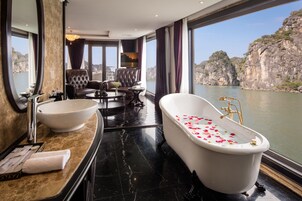 Quarto Presidencial (Suite) | Casa de banho | Um polibã, um chuveiro de hidromassagem 