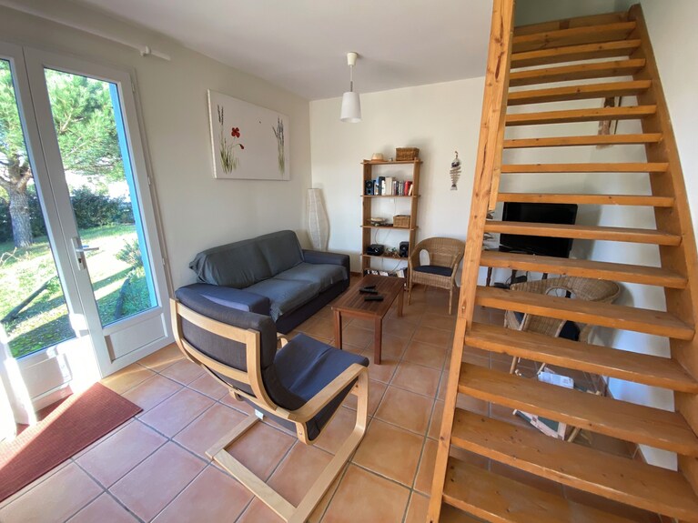 121 - Agréable Maison De Vacances Dans Montalivet - Vendays-Montalivet