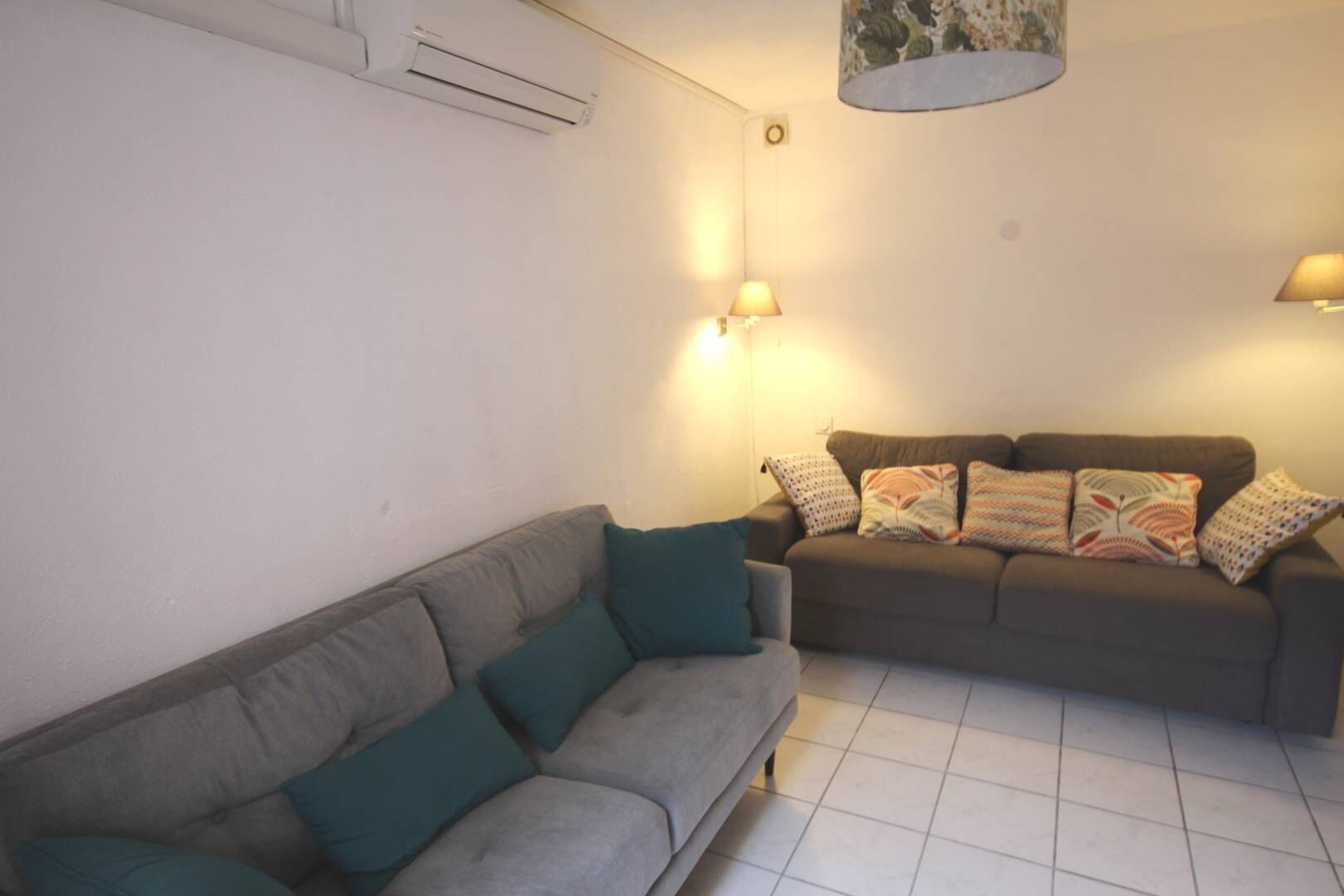 Nice Holiday House With  Half -Airco For 4-5 People, Only 100m From The Beach Of Portiragnes Plage - Portiragnes