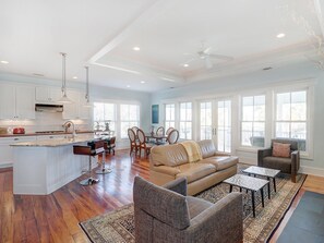 Apartamento, várias camas (Beach House Up) | Sala de estar