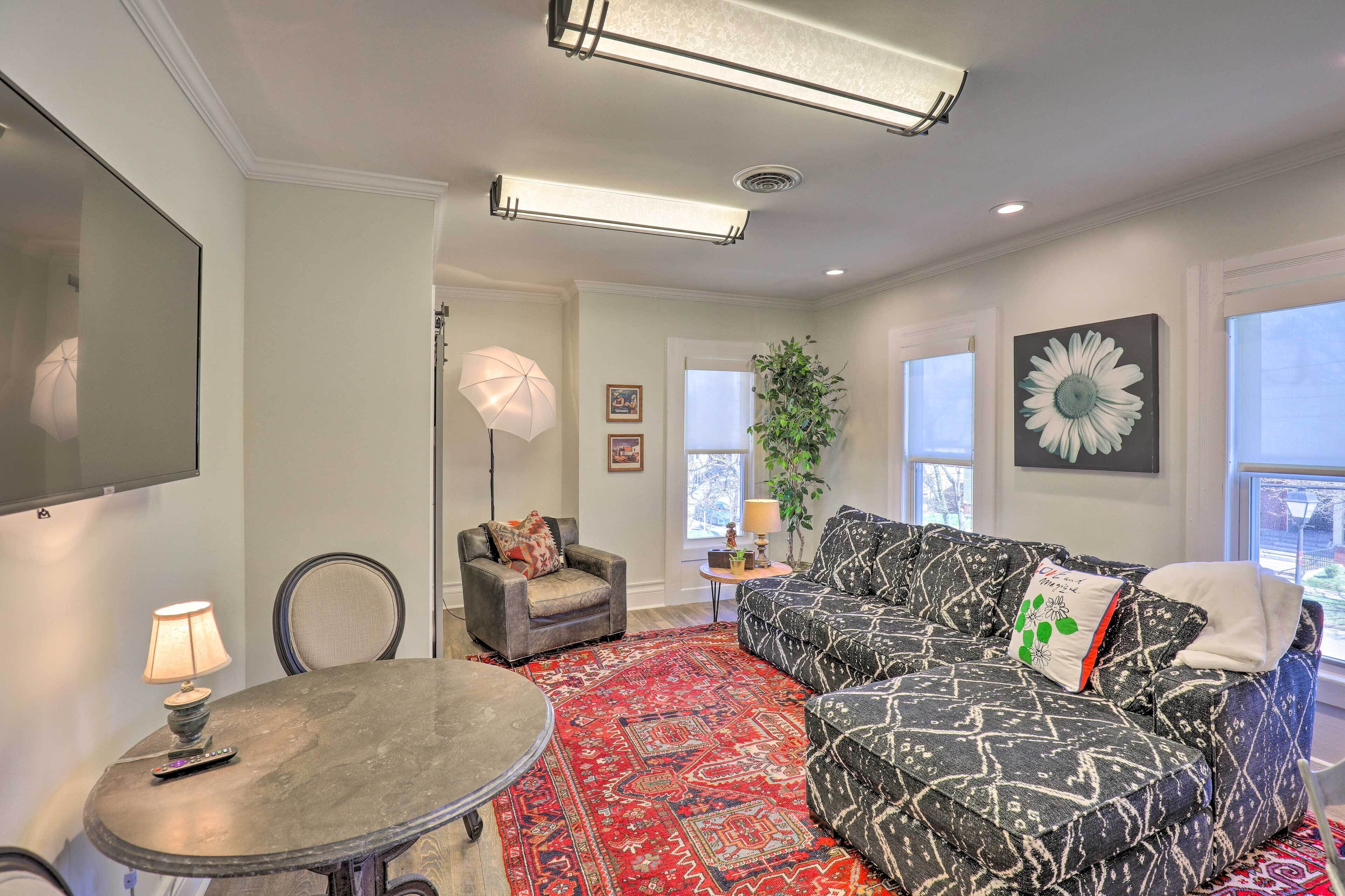 Charming & Walkable Fairport Village Apartment! - 安大略