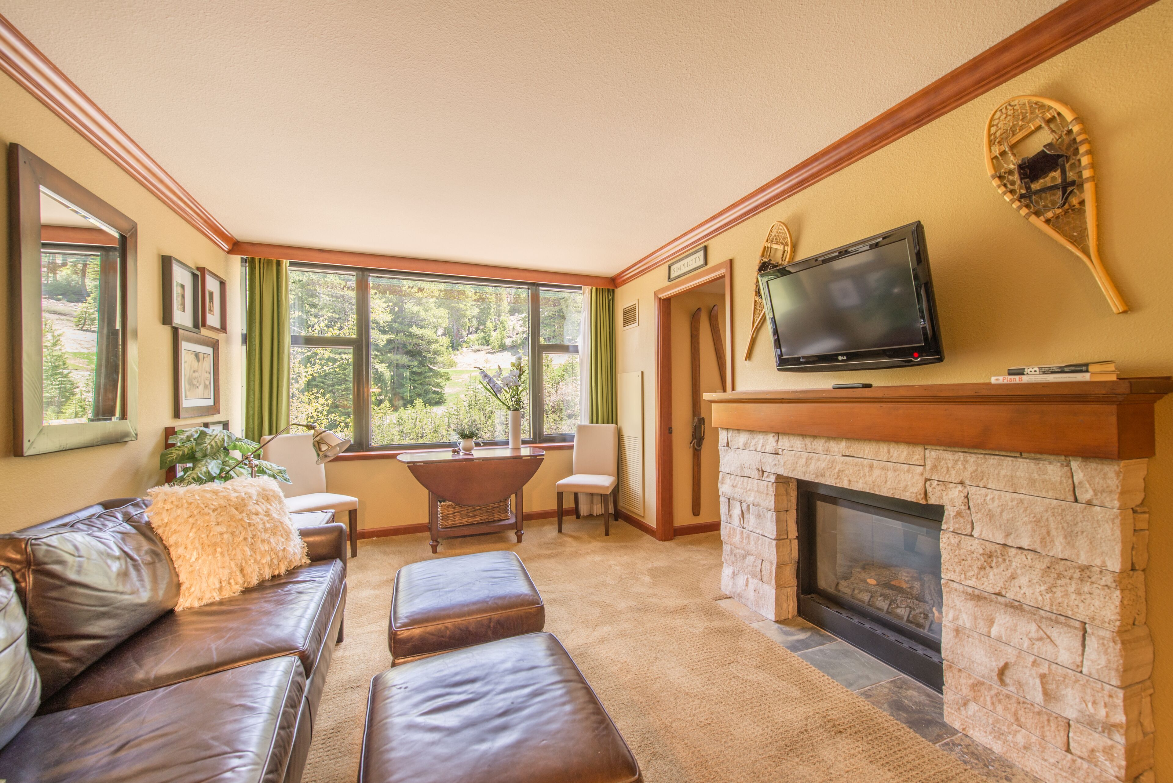 Luxury Tahoe Everline Resort & Spa: Swimming Pools, Hot Tubs, Saunas, Golf & Spa - Lake Tahoe