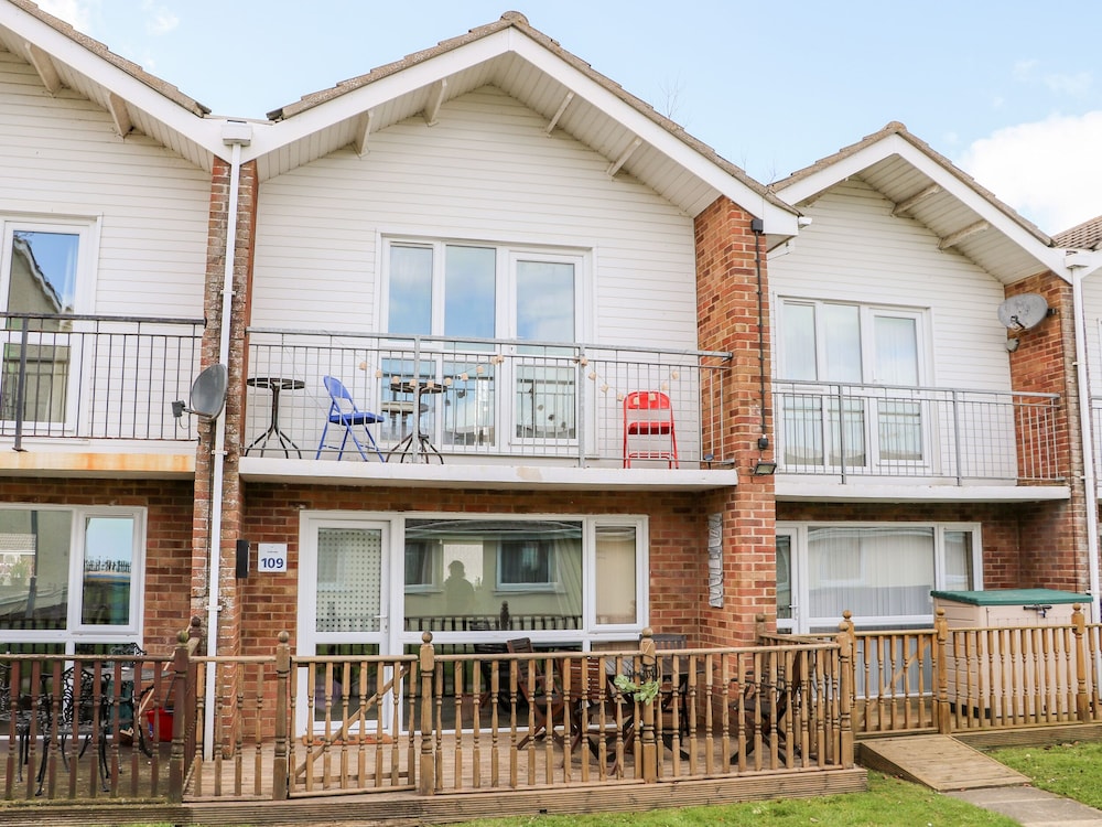 Villa 109 - Lowestoft