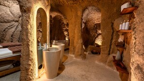 Tratamentos corporais, reflexologia, massagens
