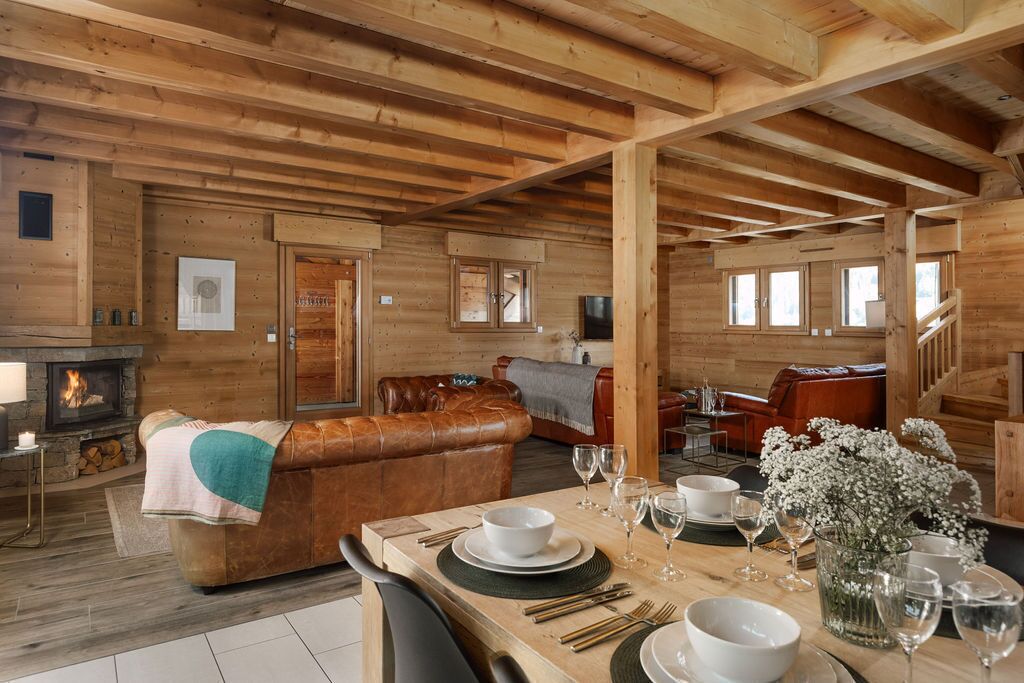 Luxury Mountain Lodge In Central Morzine | Sleeps Up To 14 | Jacuzzi And Sauna - Morzine