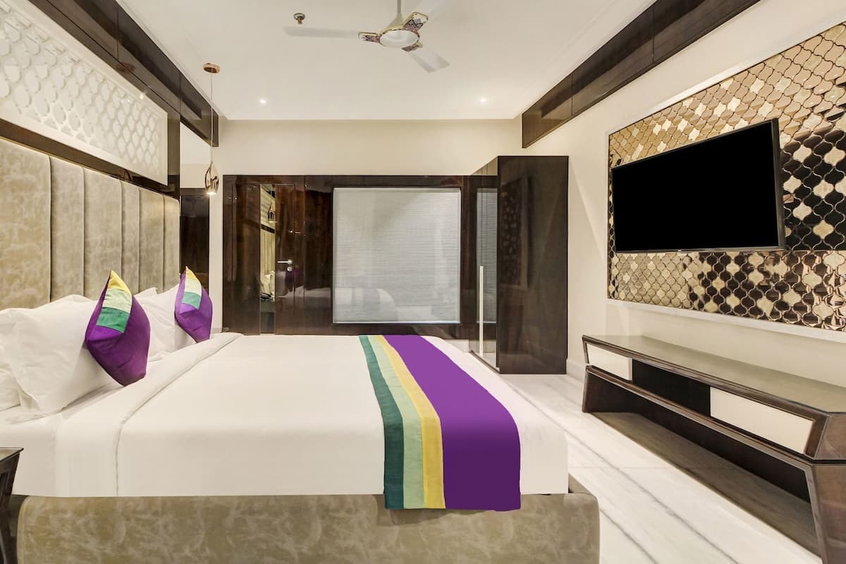 Cofre no quarto, secretária, Wi-fi grátis, roupa de cama fornecida