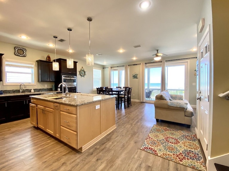 Cape San Blas Gulf Front, Heated Pool, Gear, Pet Friendly, Pvt Beach Access - Cape San Blas, FL