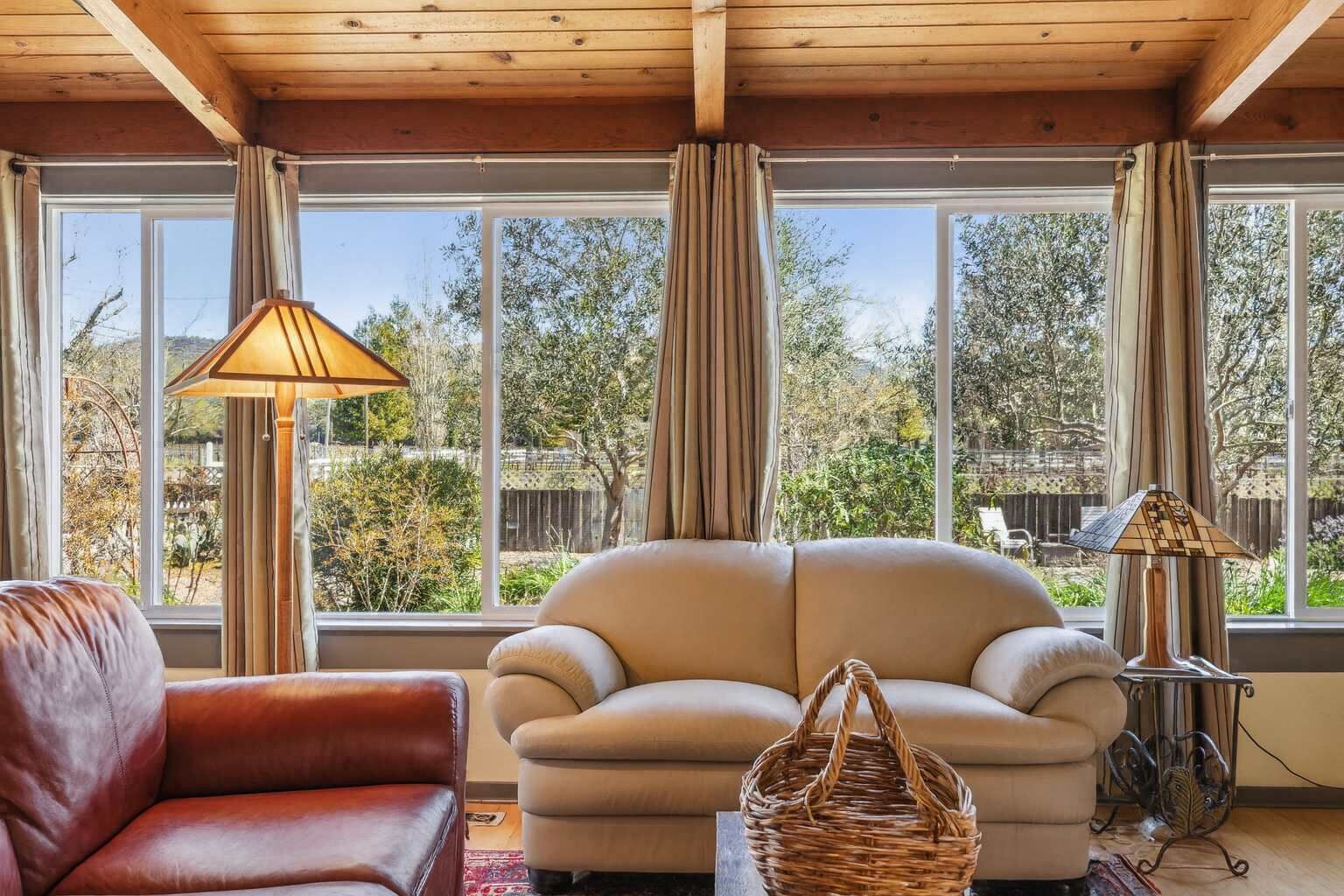 Authentic Sonoma  Experience: Home & Lush Gardens - Yountville, CA