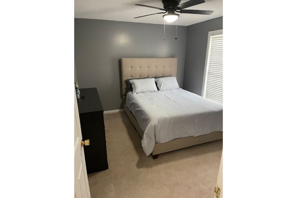Beautiful Private 3 Bedroom Home - Albany, GA