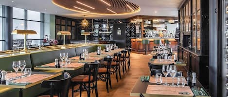 Café da manhã, almoço e jantar