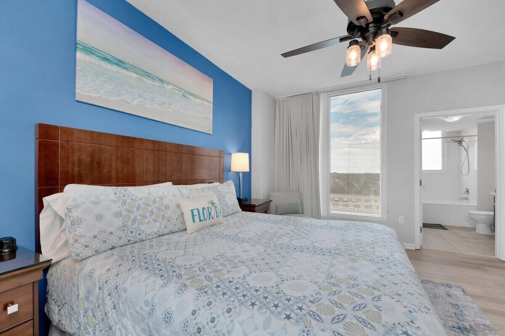 True 2br Unit-lagoon Pool,resort,fast Wi-fi 450+,beach Shuttle, Gym, Coffeehouse - Destin, FL