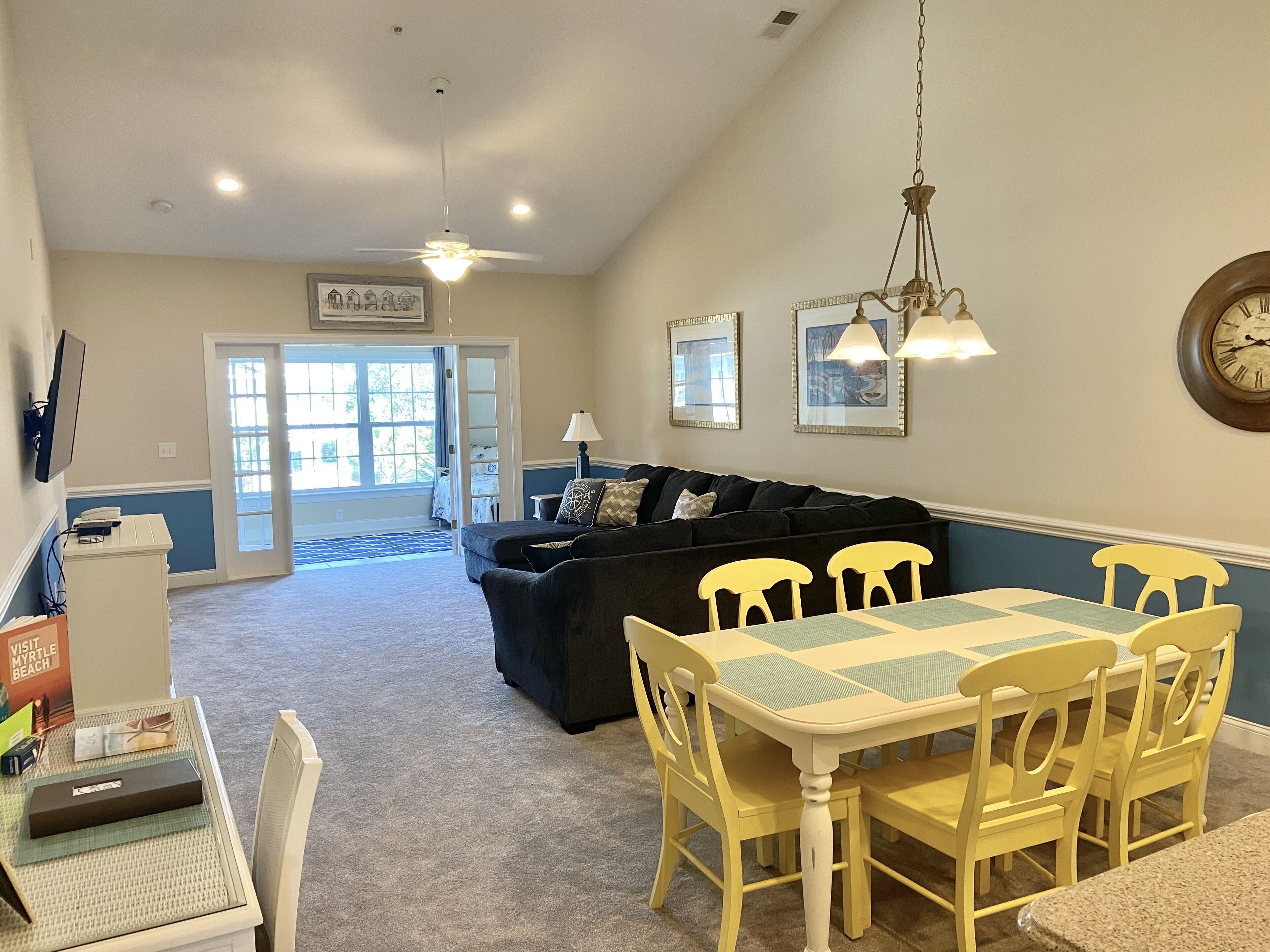 Hole In One Family Vacation- Top Floor Unit - Garden City, SC