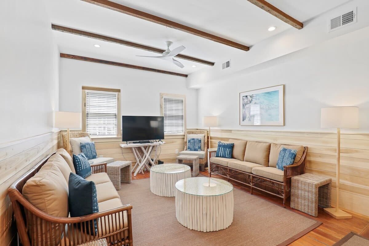 Private Pool & Historic Home Summer Haze - Charleston, SC