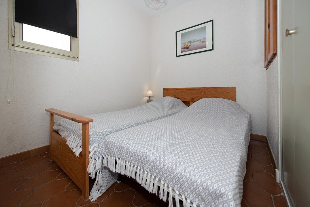 Le Lavandou, Location T2 Pour 4 Personnes, Bord De Mer, Centre Ville - Saint-Clair