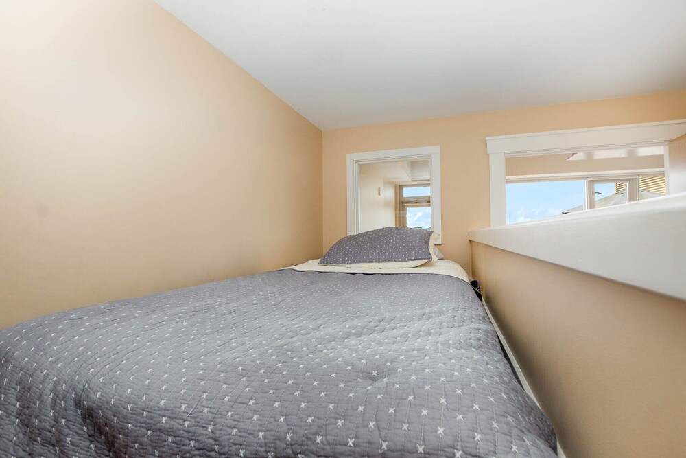 Luxurious Ludington Condo - Ludington, MI