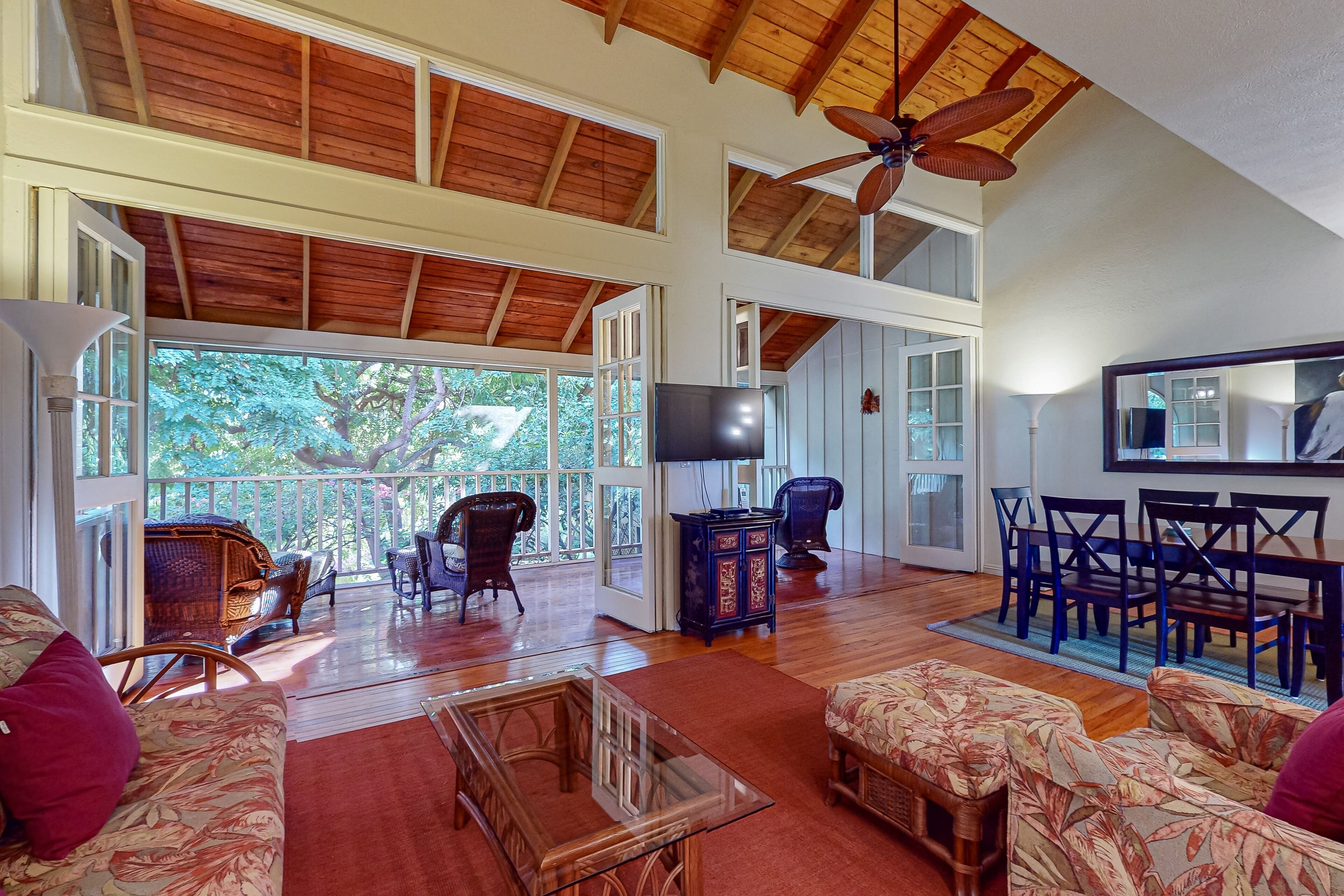 Secluded & Breezy Condo Near The Ocean W/free Wifi, Shared Outdoor Pool & Grills - Hawaï