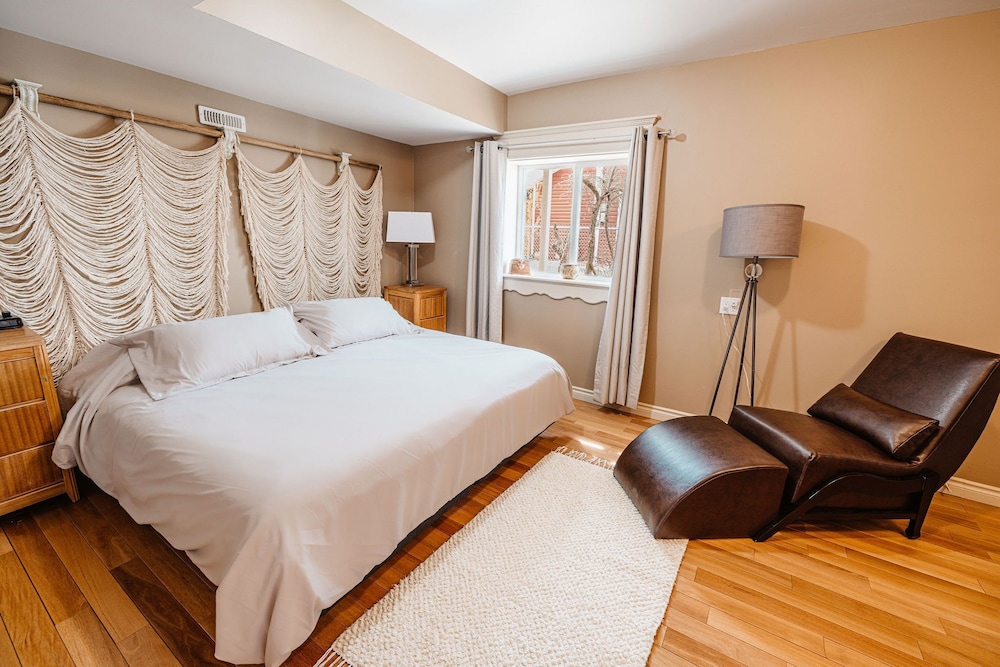 The Watermark Suite - Drumheller