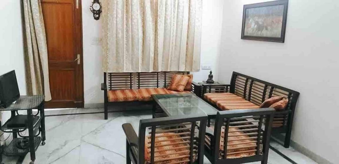 2 Bedrooms Spacious Private Apartment - Delhi