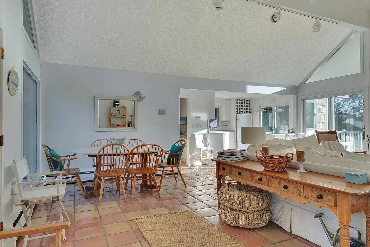 Stunning Hamptons Waterfront Escape W/ Sunset View - The Hamptons, NY