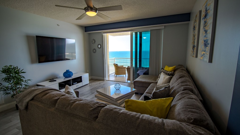 Luxury Oceanfront Condo - Florida
