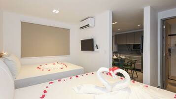 Apartamento Comfort | Cortinas/cortinados opacos, ferro/tábua de engomar, Wi-fi grátis
