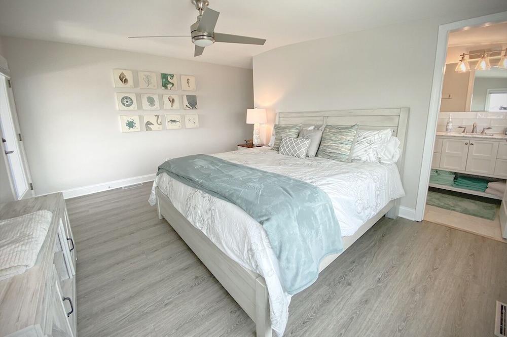 Experience The Island Lifestyle, Live Like A Local! 4br/3.5ba Waterfront Duplex. - Wrightsville Beach, NC