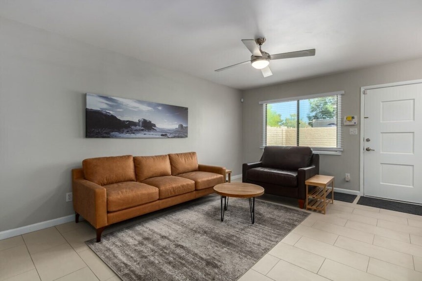 Two Bedroom Old Town Scottsdale Townhome - Scottsdale, AZ