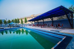 Quarto, 1 quarto, acessível, fumadores | Piscina | Piscina interior 