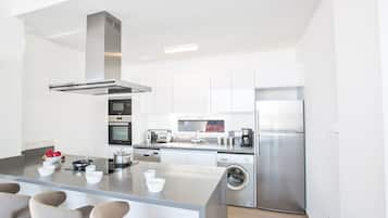 Villa, 5 quartos, fumadores, piscina privativa | Cozinha privada