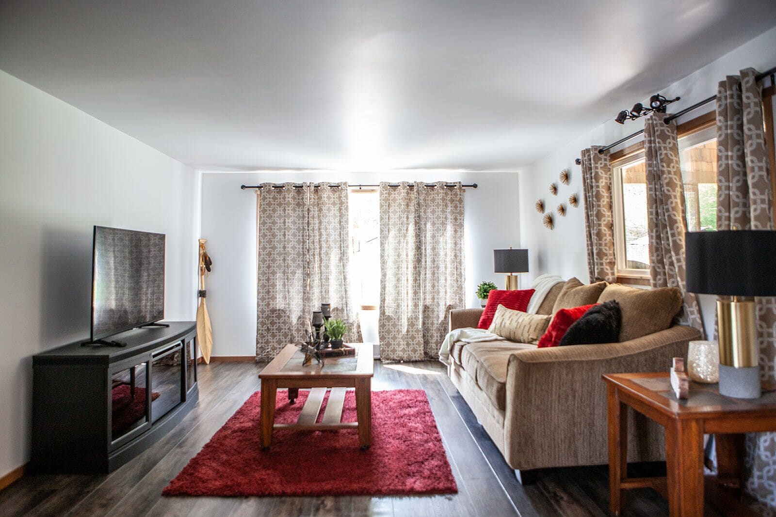 Private River Front House \Ncalling All Families Looking For A Perfect Getaway. - Port Alberni