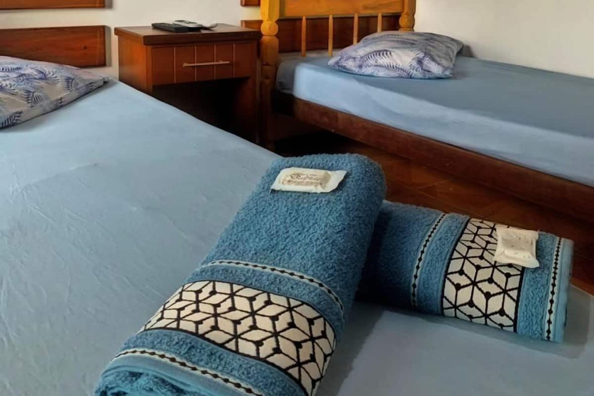 Quarto solteiro tradicional | Roupa de cama