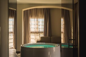 Salas para tratamentos a dois, tratamentos corporais, bandagem corporal