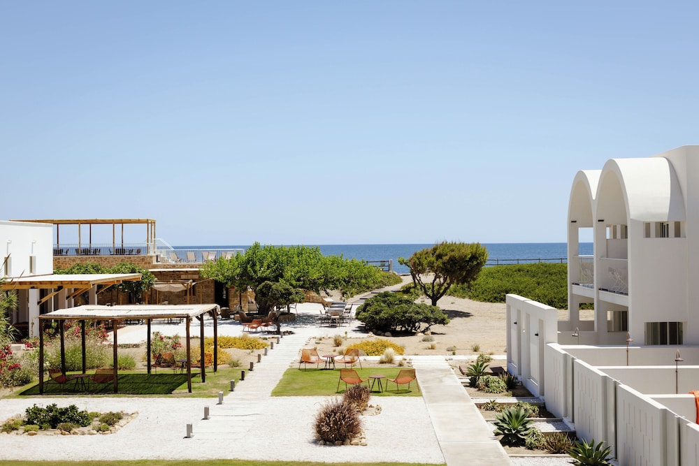 Alero Seaside Skyros Resort - Greece