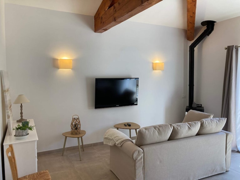 Appartement à Trets Avec Piscine Et Vue Sur La Sainte-victoire - Trets