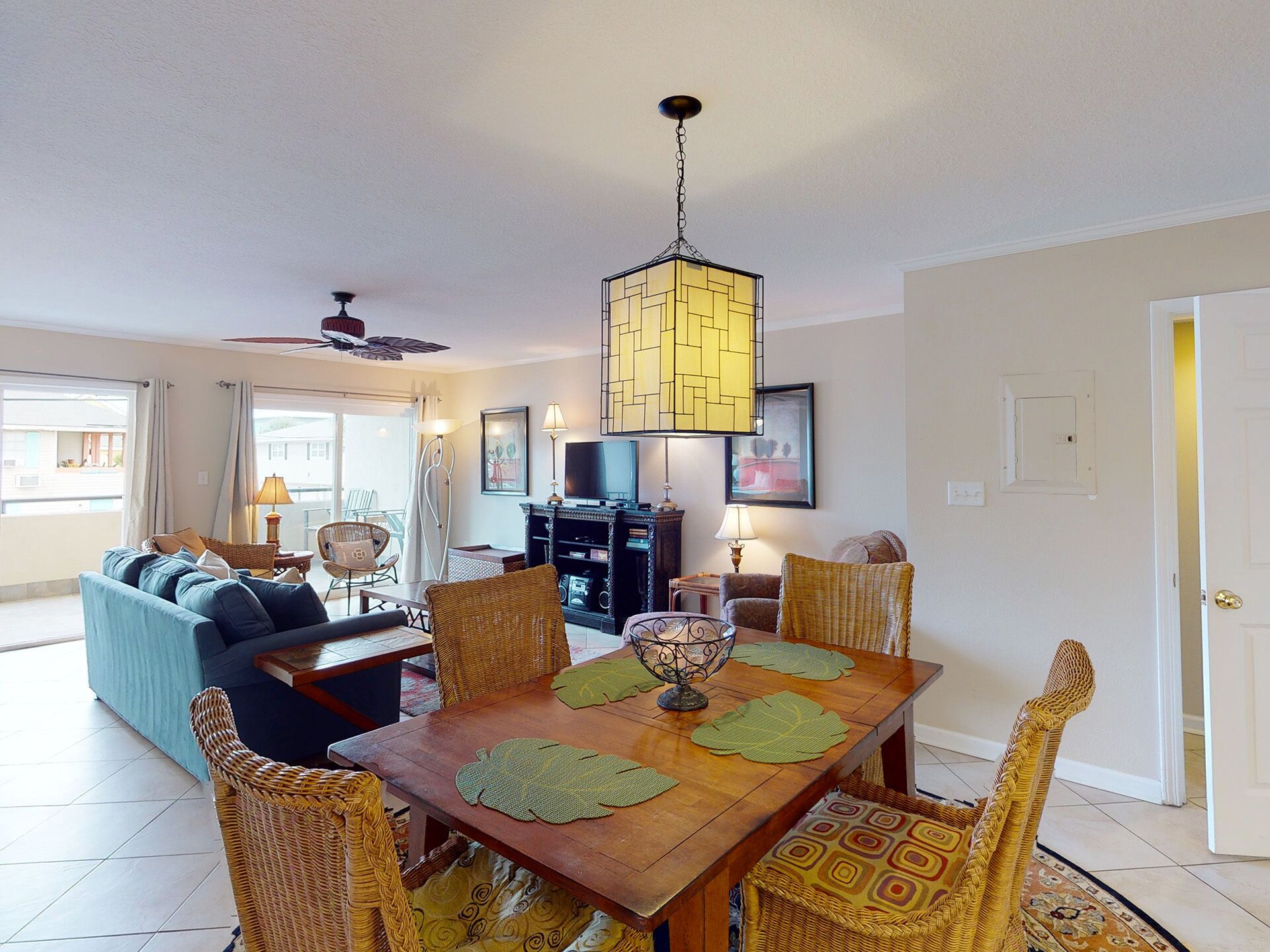 Brand New Listing! Heated Pool Access, Steps From Beach, Restaurants & Shopping! - Tybee Island, GA