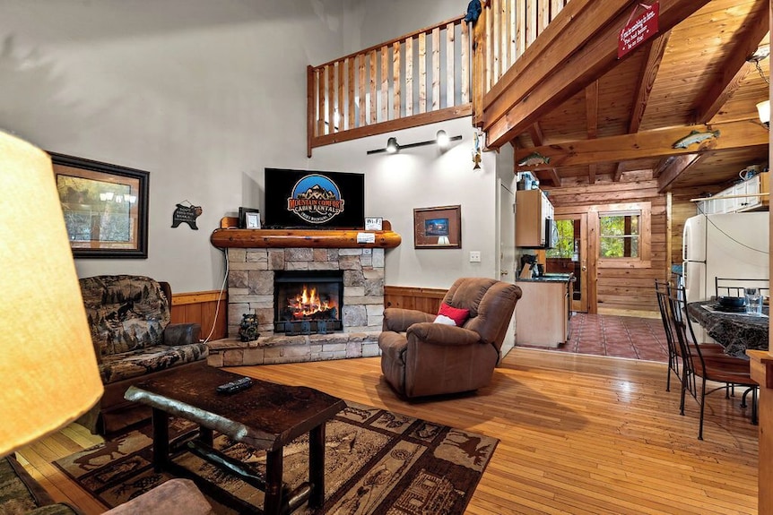 Free Dollywood Tix+more ! Fun Family Getaway, Great Location, Indoor Heated Pool - Pigeon Forge, TN