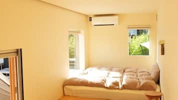 Quarto Tradicional, não fumadores (JYUBAKO) | Edredões de penas, roupa de cama fornecida