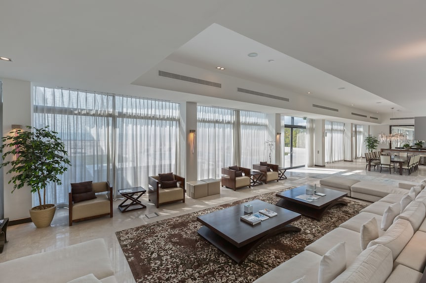 6 Bedroom Luxury Mansion, Private Island, Private Beach And Pool - Abu Dhabi