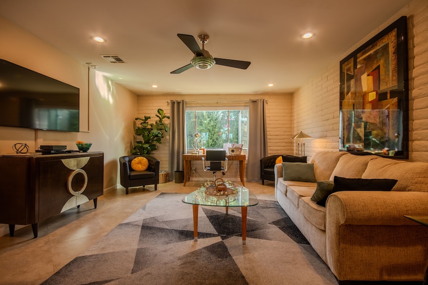 Fabulous Condo In The Heart Of Arcadia Lite - Walk To Amazing Restaurants - Phoenix, AZ