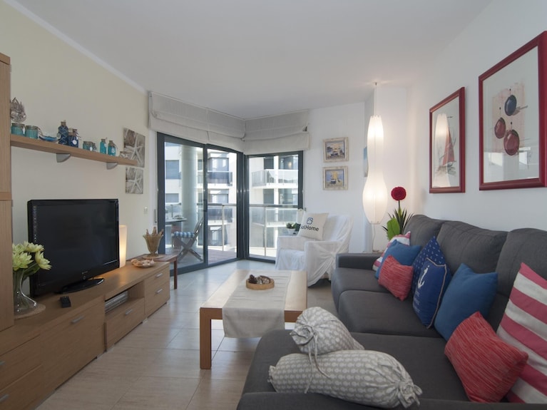 Espectacular Piso Con Piscina Comunitaria Y Vistas Al Puerto - La Escala