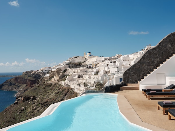 Olvos Luxury Suites - Oia