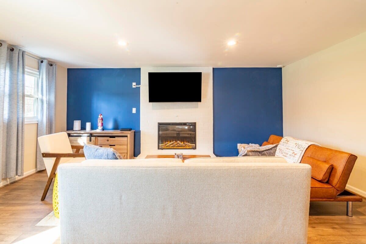 5 Bedrooms With 4 Full Bath, Fire Pit,  Bbq And Plush Amen On 1/2 Acre - Kensington, MD