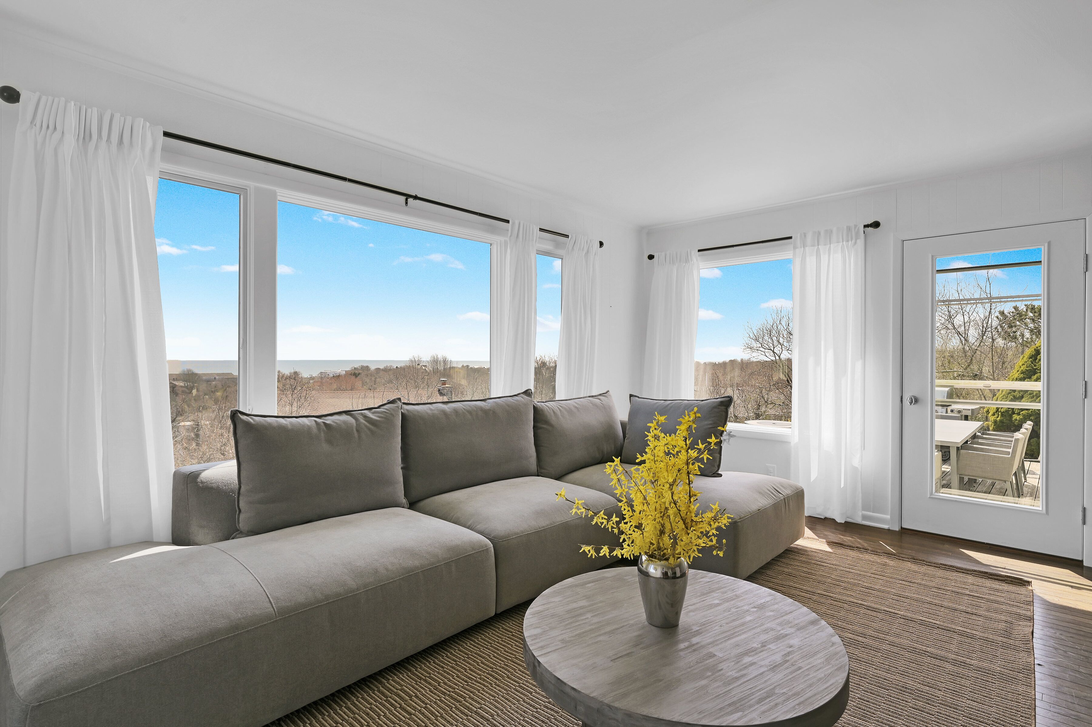 Breathtaking Ocean View Home With New Pool, Jacuzzi, Sauna, Playground And Gym - Montauk, NY