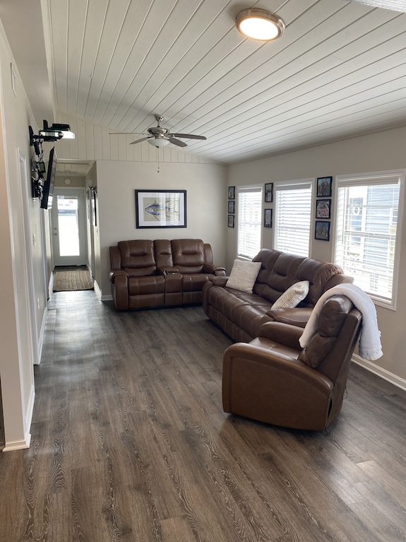 Ly'an High Lodge - Venice Marina - Louisiana