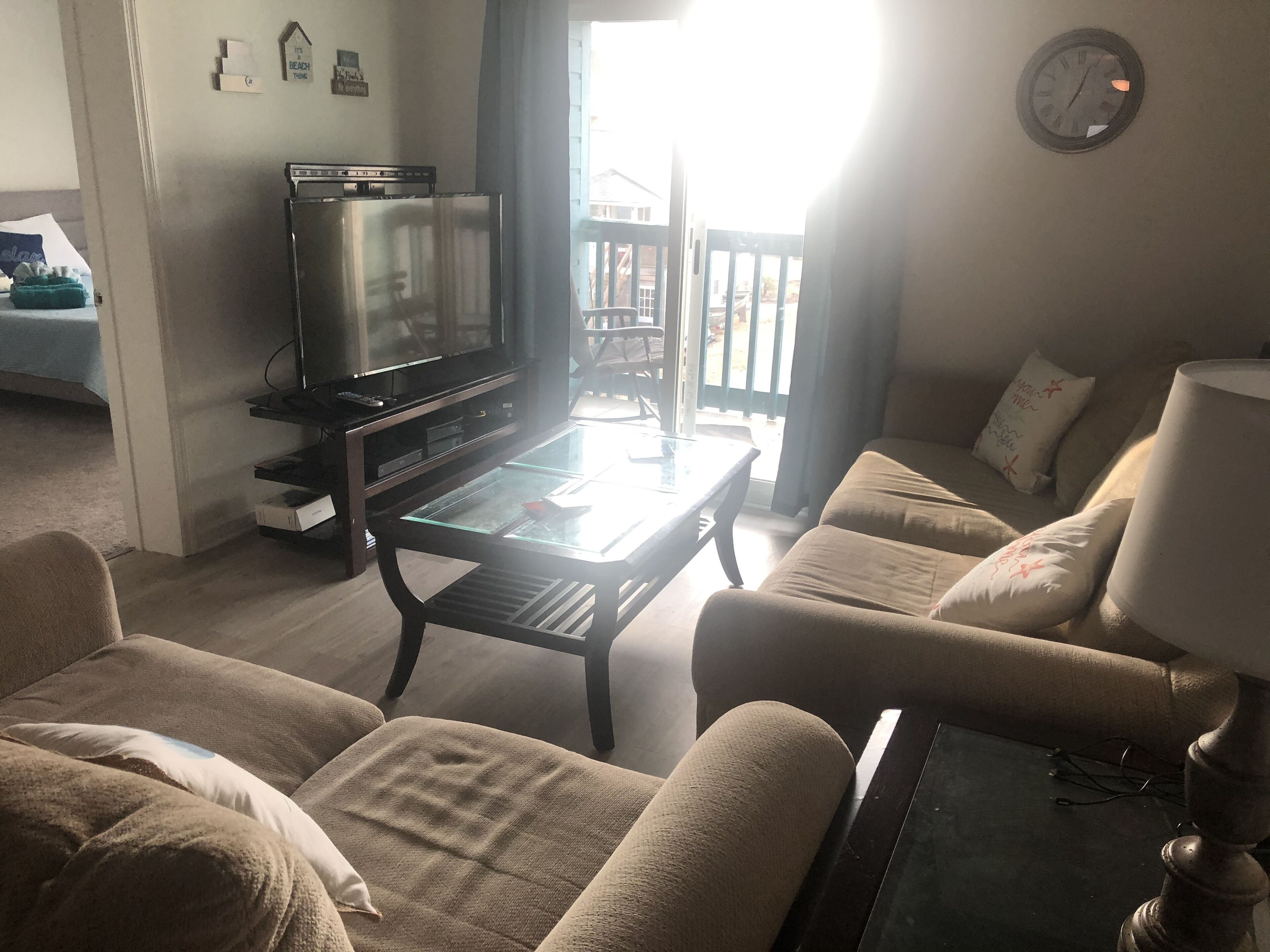 Peaceful View Of The Ocean Less Than 2 Blocks From The Beach - Carolina Beach, NC