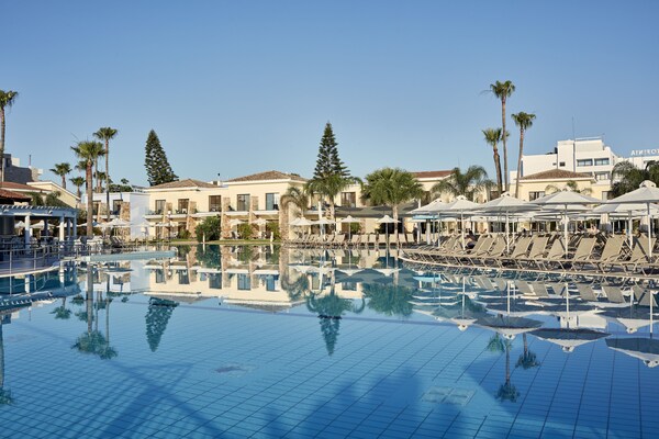 Atlantica Aeneas Resort - Ayia Napa