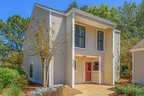Apartamento em Condomínio Fechado, várias camas (Magnolia Village 507) | Exterior
